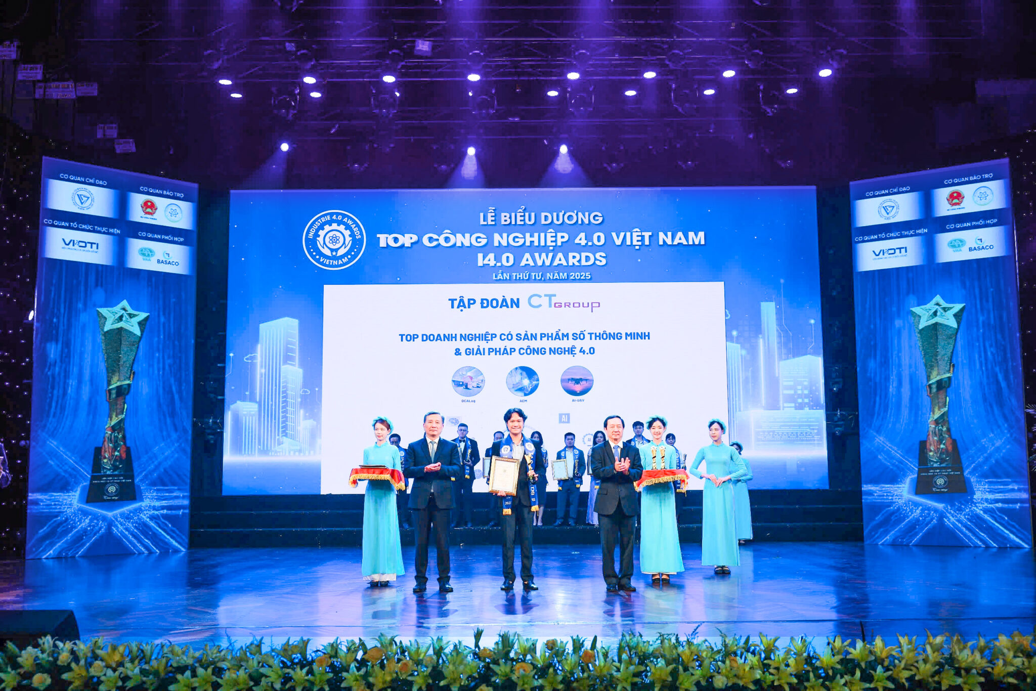 CT GROUP WINS DOUBLE VICTORY AT THE VIETNAM INDUSTRY 4.0 AWARD 2025 ...