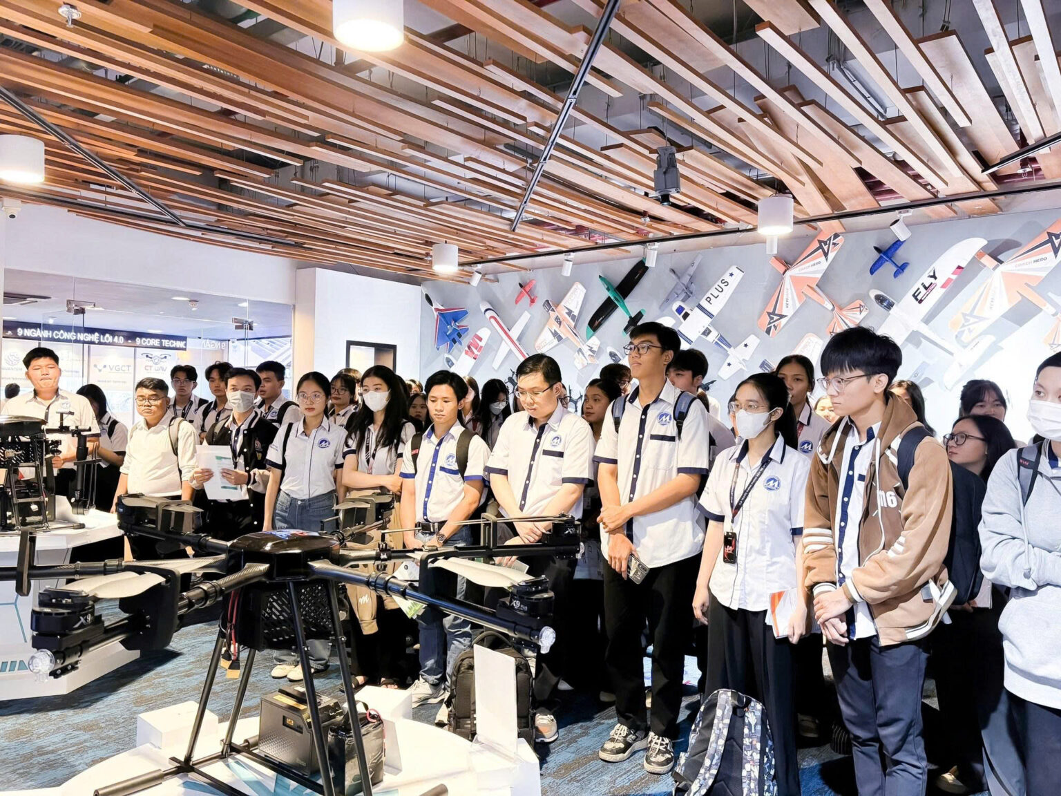 MÔ HÌNH ĐỔI MỚI SÁNG TẠO NÀO SẼ THAY ĐỔI CỤC DIỆN KHỞI NGHIỆP TẠI VIỆT NAM? - CT GROUP VIETNAM